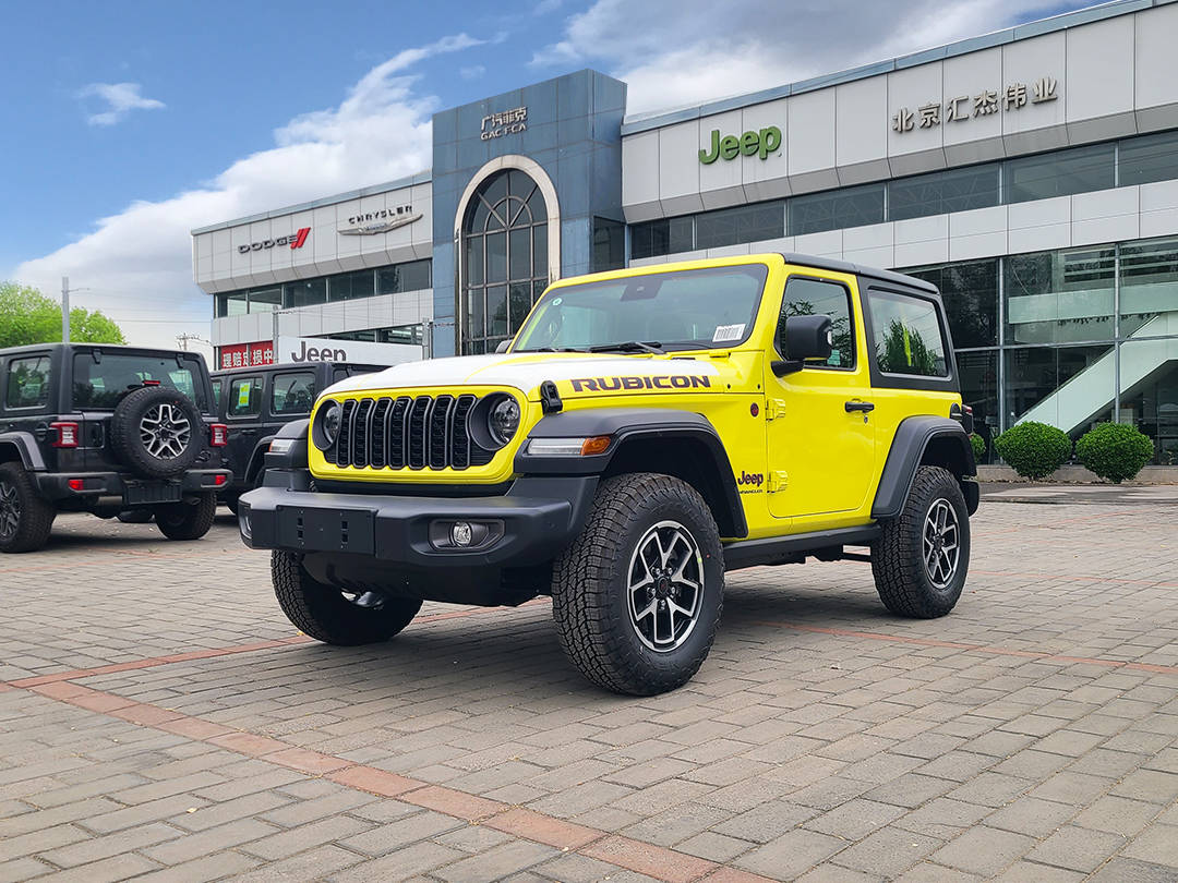 2024款牧马人罗宾汉两门版荧光黄到店 北京4s店现车